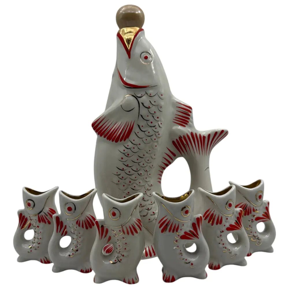Фарфоровый штоф "Рыба" + 6 стопок (белый), 1956-1972 гг, Полонский ЗХК, СССР