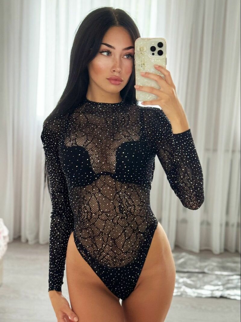 Черное боди с длинным рукавом из стрейч-сетки и стразами