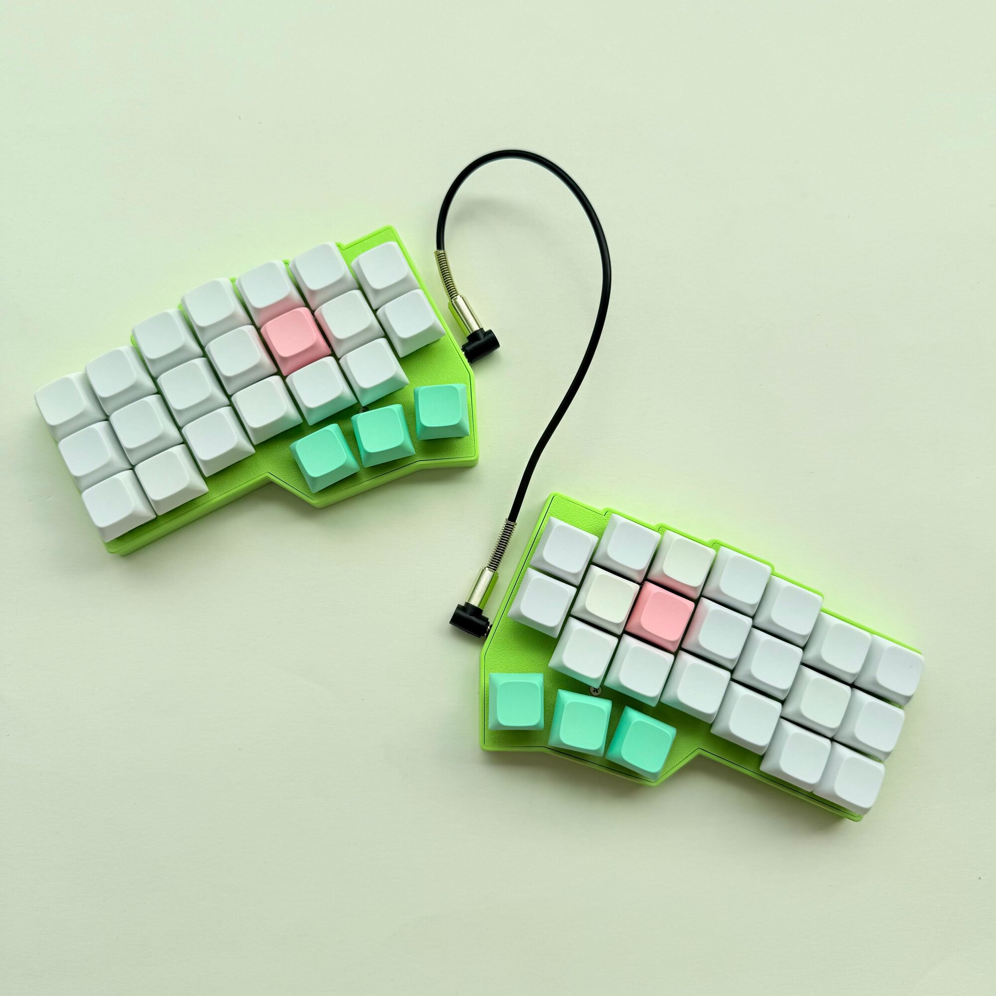 Corne V4 Проводная Раздельная Клавиатура С Горячей Заменой Rgb Эргономичная Клавиатура