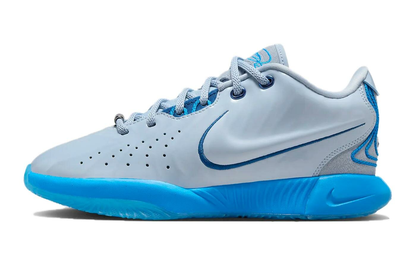 Кроссовки LeBron 21