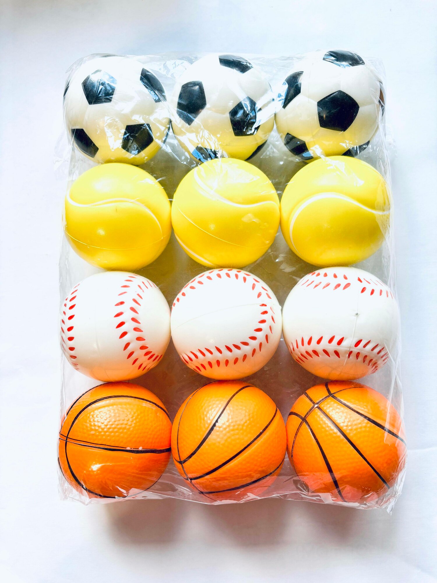 Мягкие мячики-антистресс, набор 12 шт. (диаметр шарика 6 см)