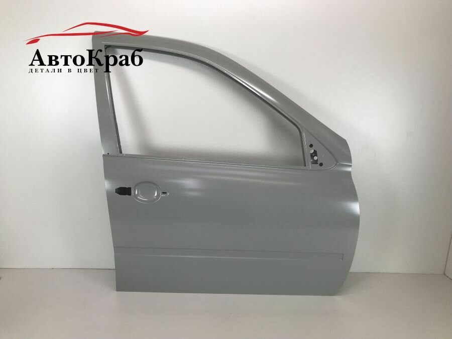 Дверь передняя правая без отверстий под молдинг Лада Гранта 2190 FL и Калина 1 / 2