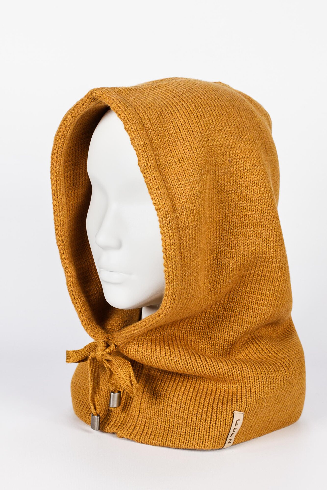 Капор для женщин