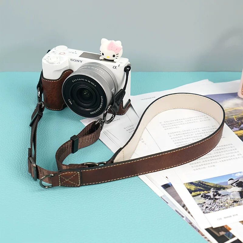 Sony ZV-E10 II Защитное кожаное основание для камеры кофейный цвет с ремнем V303 полная защита