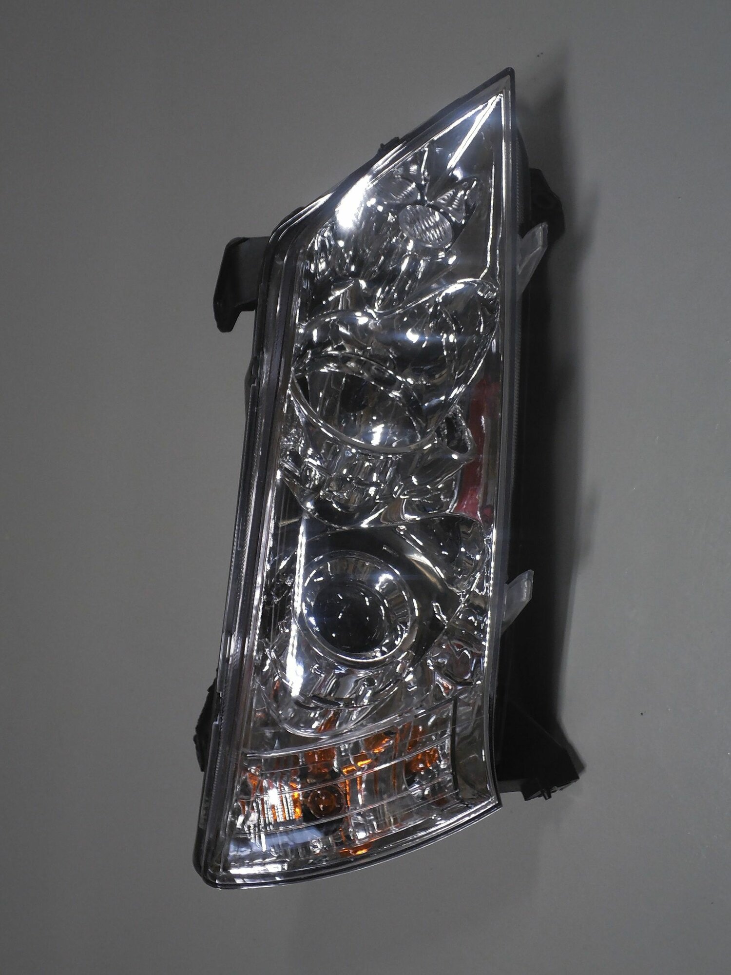 Фара передняя правая Emgrand EC7, FE-1, седан (1067001212)