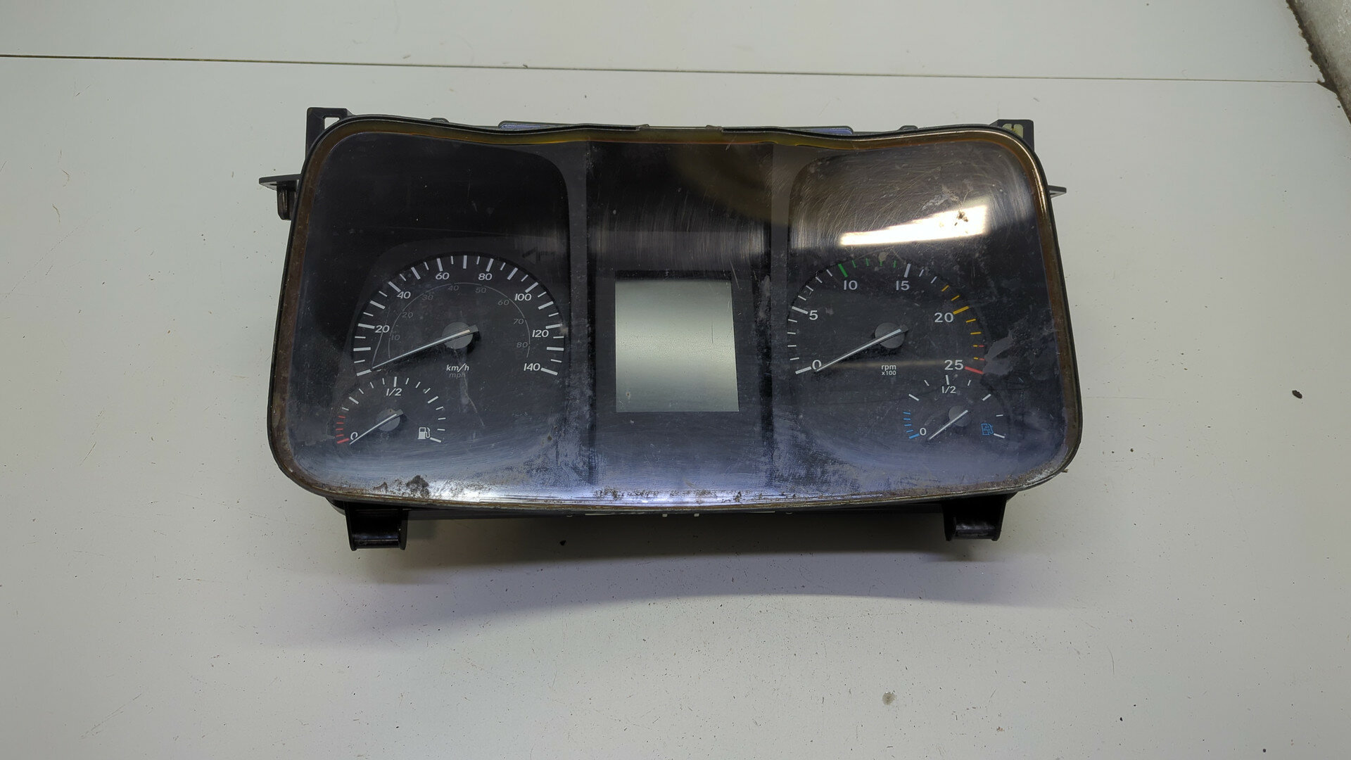 Приборная панель Mercedes Actros MP4 Б/У