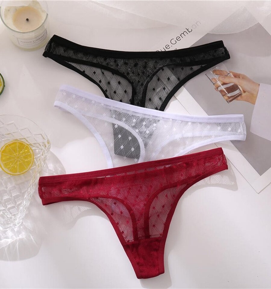 Трусы Vittaveli женские эротические, комплект 3 шт, белые, красные, черные, 40 размер