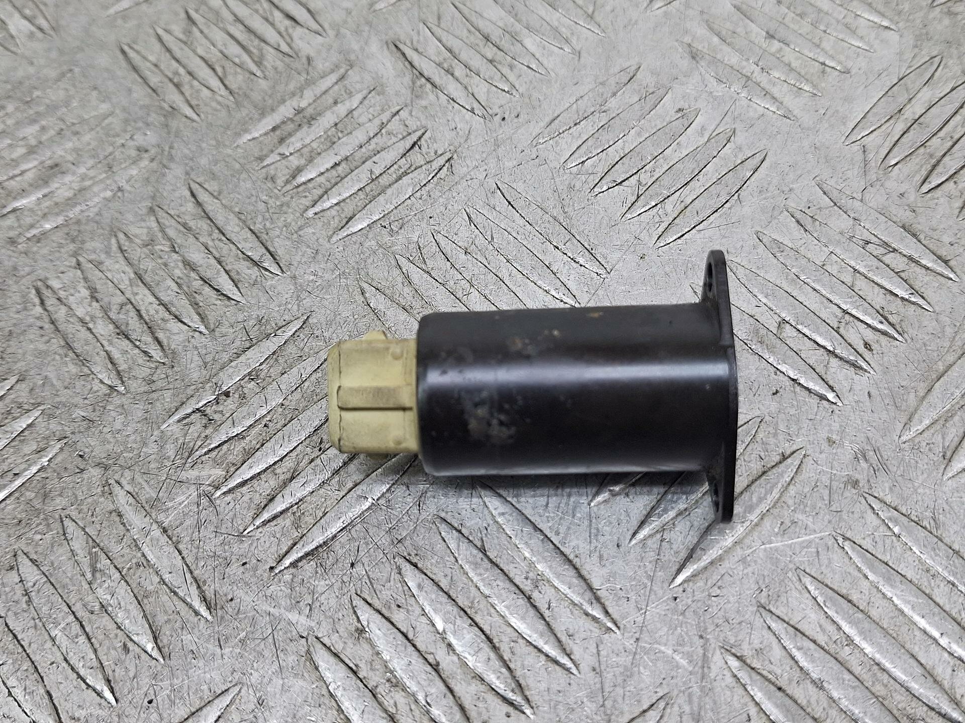 Электромагнитный клапан Audi A6 C5 рест. (2001 - 2005) 21600005F