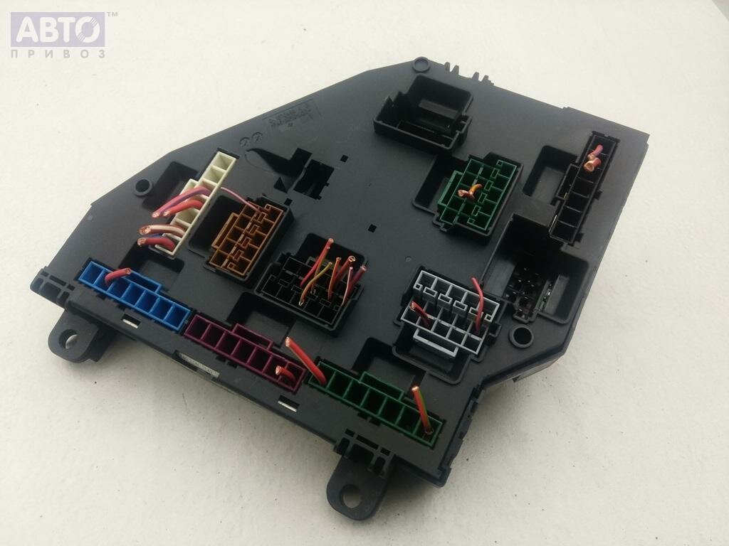 Блок предохранителей BMW 5 F10/F11 (2009-2017)