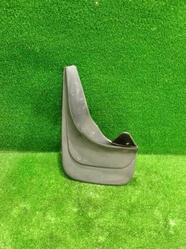 Брызговик передний левый Peugeot 308 Б/У с пробегом