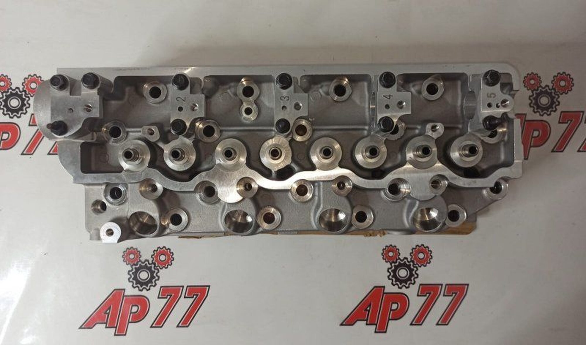 Головка блока цилиндров пустая Mitsubishi 4D56 A выступ. кл. MD185926