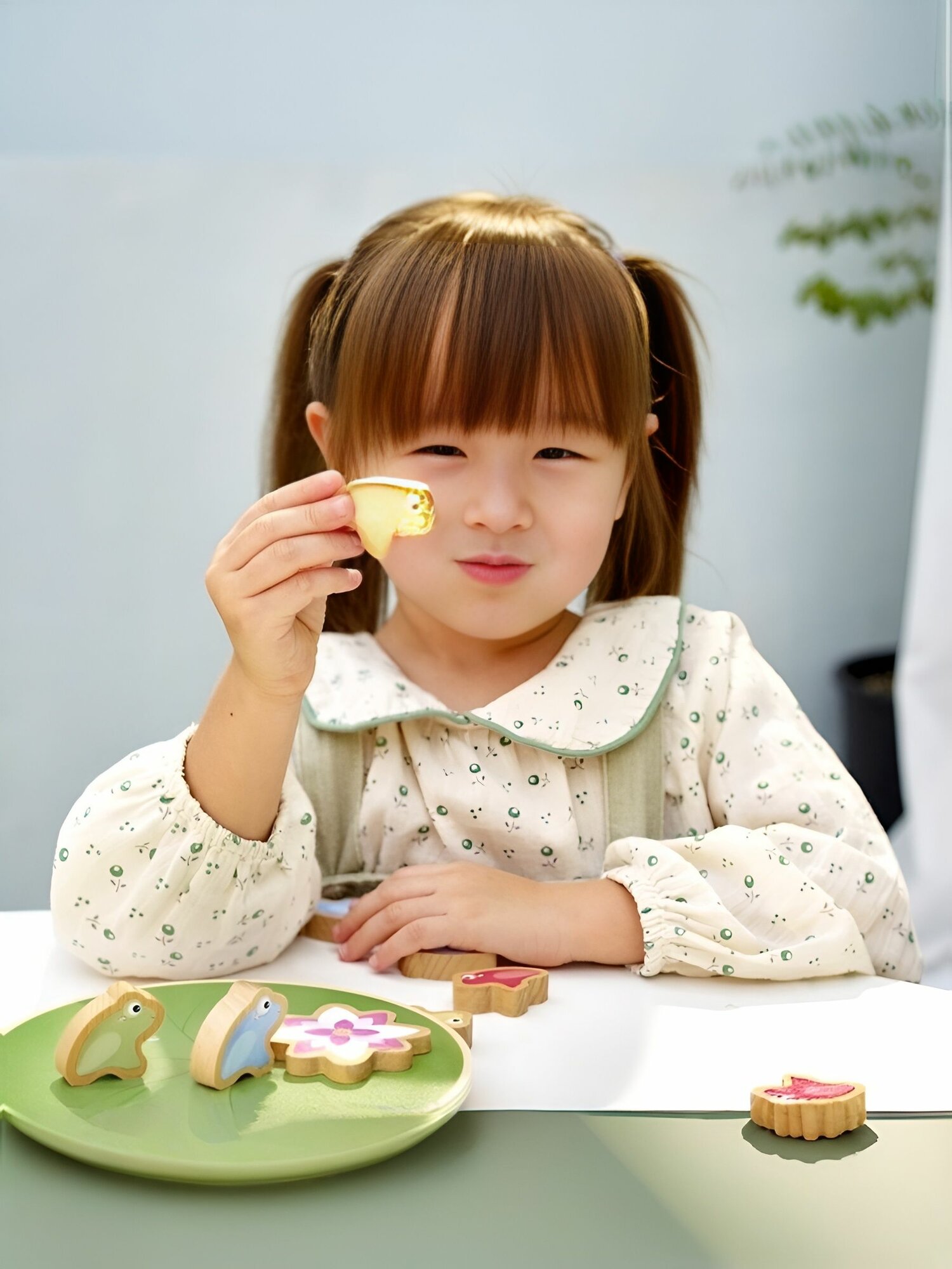 CLASSIC WORLD Настольная игра на баланс Лягушки деревянная развивающая для детей от 3 лет