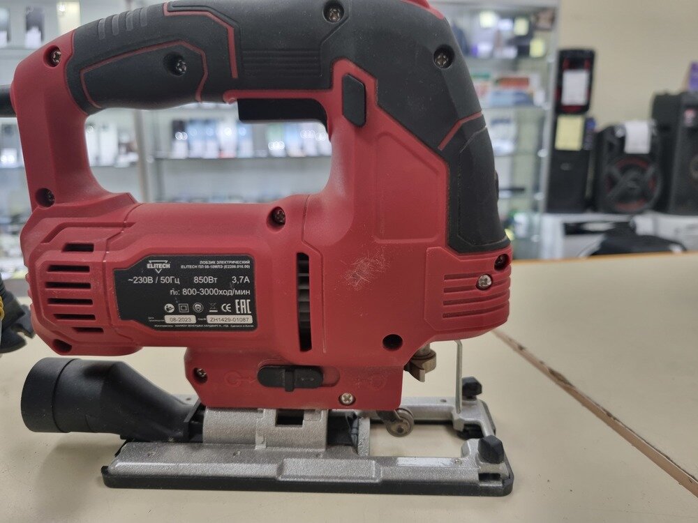 Лобзик Elitech ПЛ0810МЛЭ Промо (185392) Б/у уценка