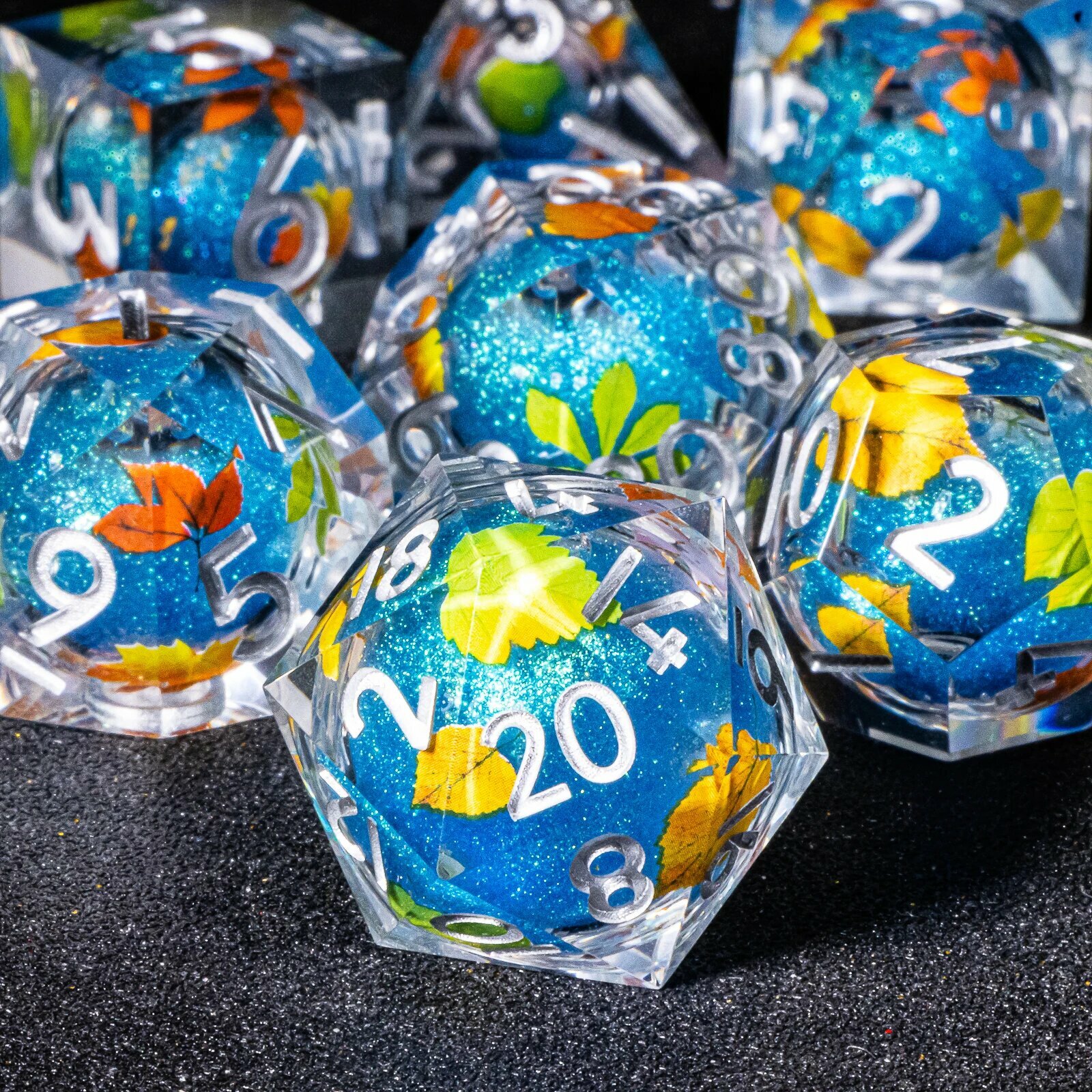 Набор кубиков DND из жидкой смолы, многогранные кубики с острыми краями, набор кубиков DND с 7 кубиками, зыбучие пески, смоля.