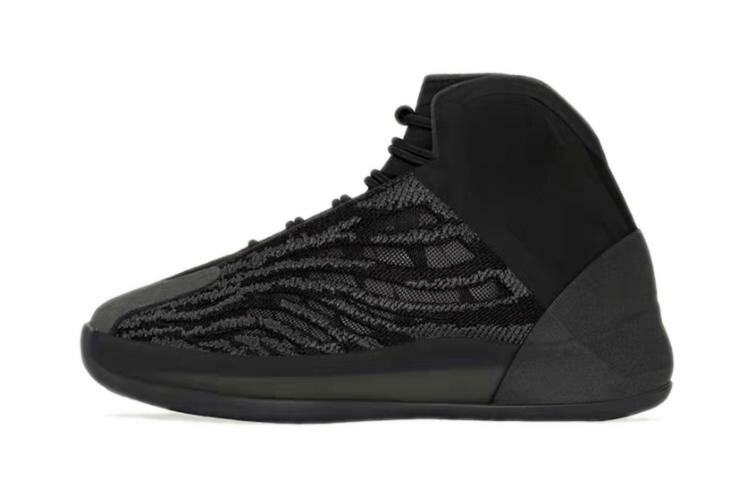 Кроссовки Yeezy QNTM