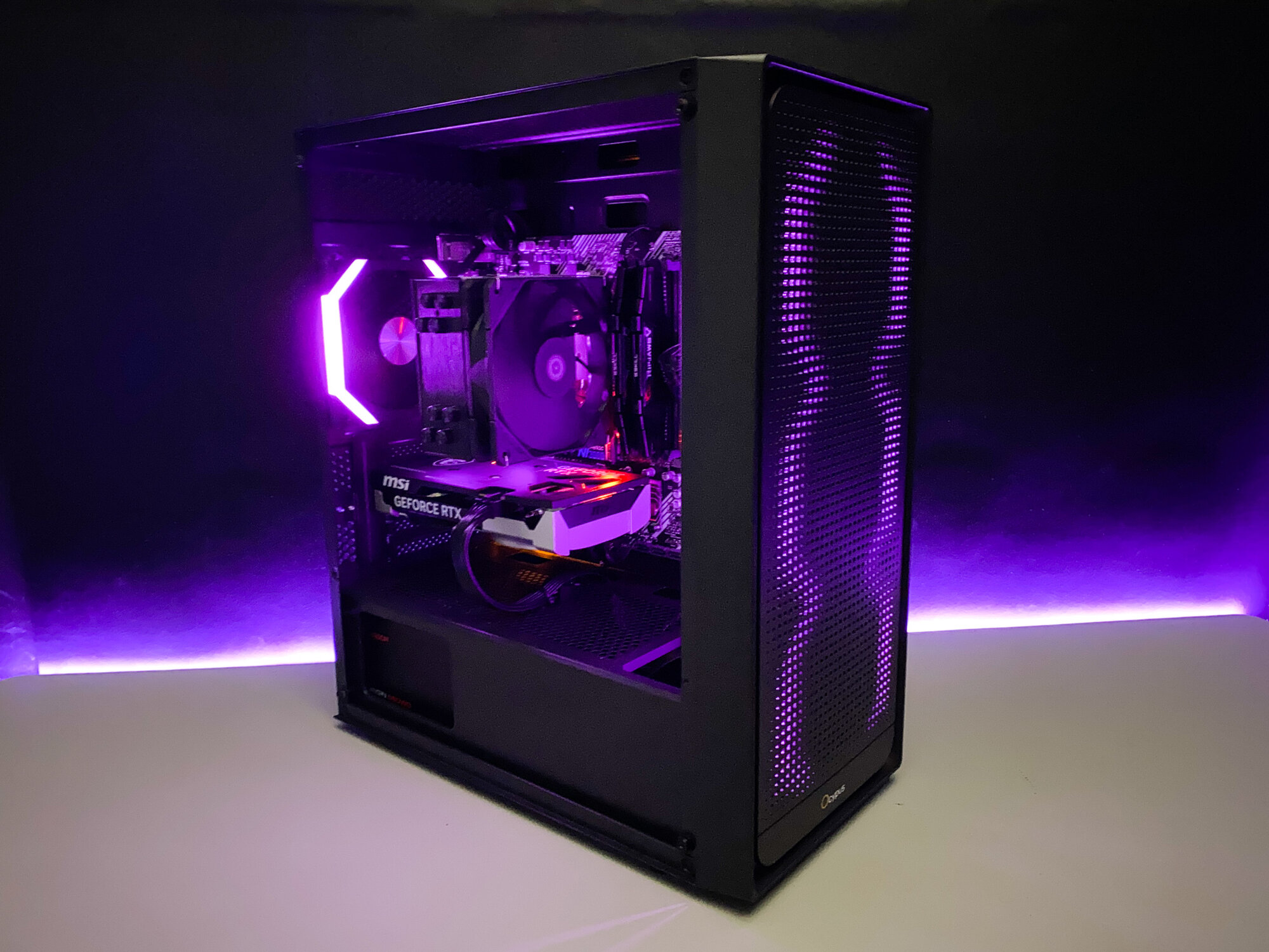 Игровой Компьютер AMD Ryzen 5 5600X 6/12*3.70-4.60GHz/RTX 5050-8Gb/16Gb/SSD512Gb/650W