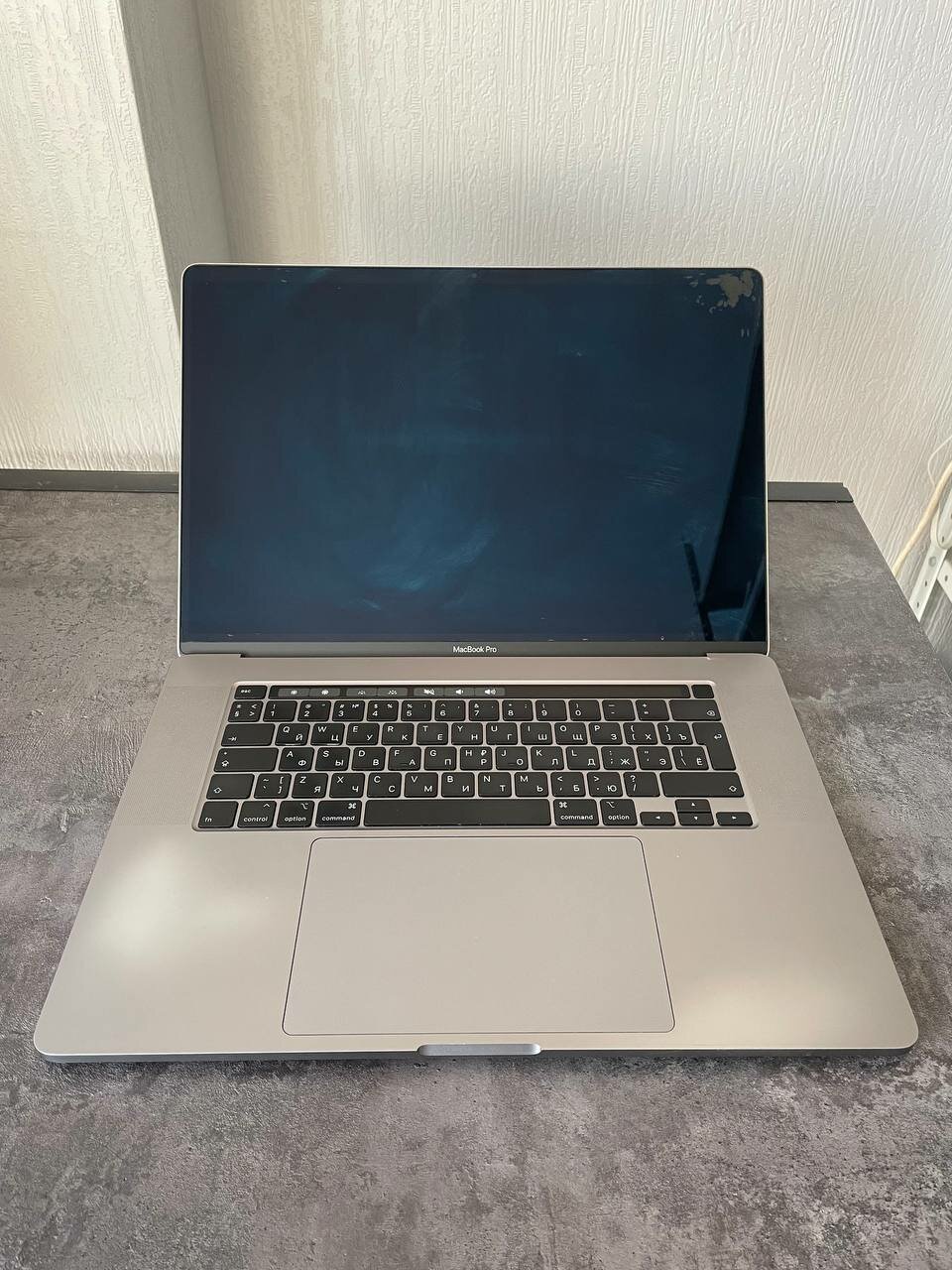 MacBook Pro 16 2019, Intel Core i7 2.6 ГГц, RAM 16 ГБ, DDR4, SSD 512 ГБ, AMD Radeon Pro 5300M, Intel UHD Graphics 630