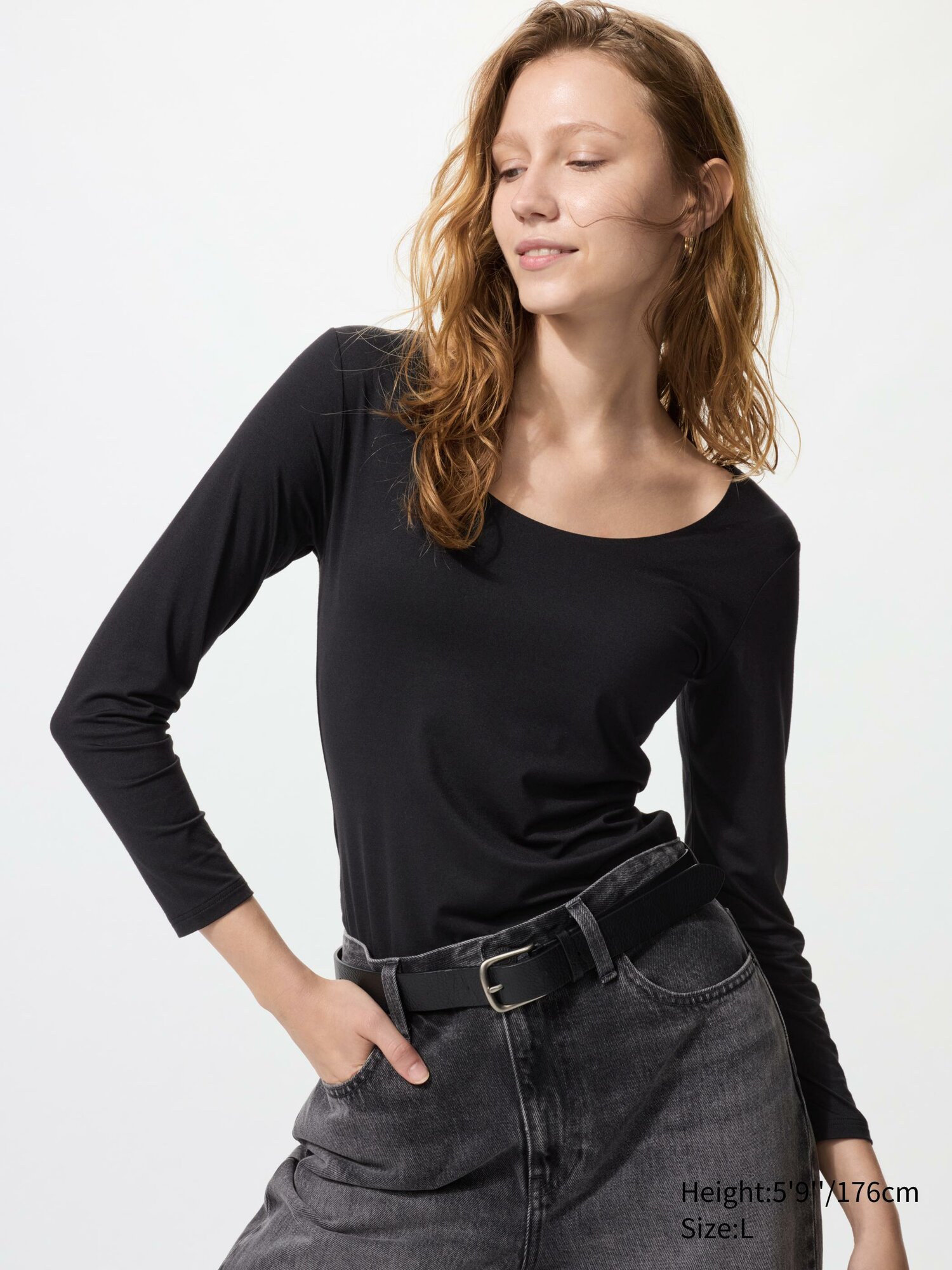 Футболка Women Heattech Scoop Neck Long Sleeve T-shirt 469740/472364/460349/478934