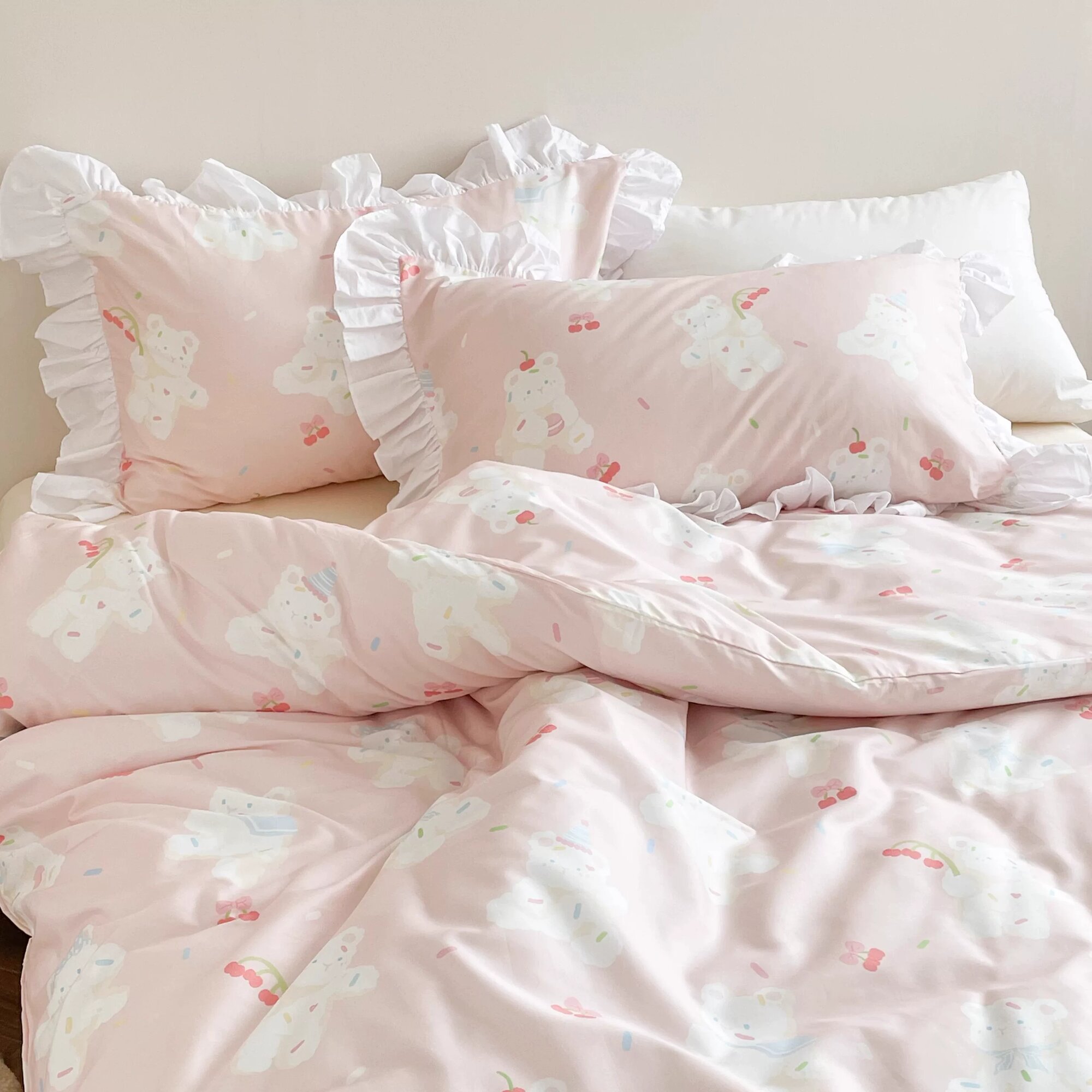 Комплект постельного белья Sweet Bear Keli Original Cream Bear: милый розовый комплект из четырех предметов (простыня и