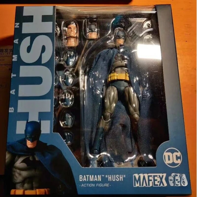 Mcfarlane Mafex105 Бэтмен синий фигурка