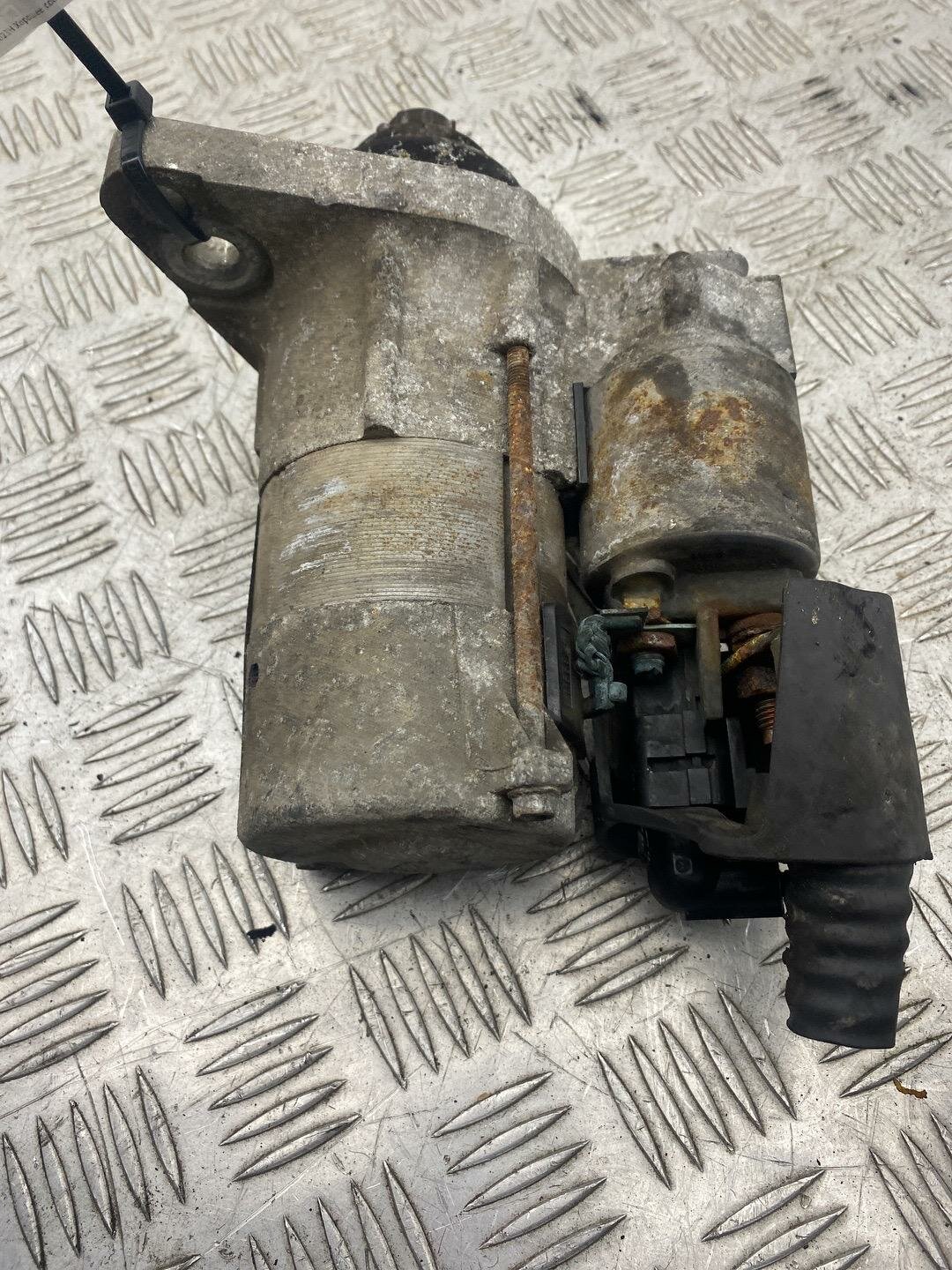Стартер для Volkswagen Caddy 3 1.9 OEM 02Z911023H