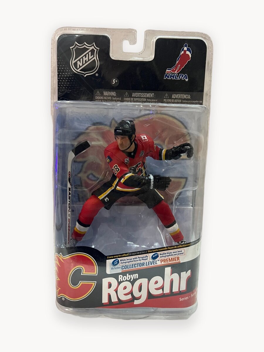 Игрушечная фигурка McFarlane Toys Робин Регир