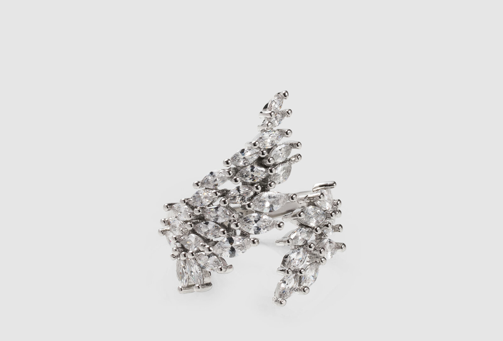 Кольцо переплетенное