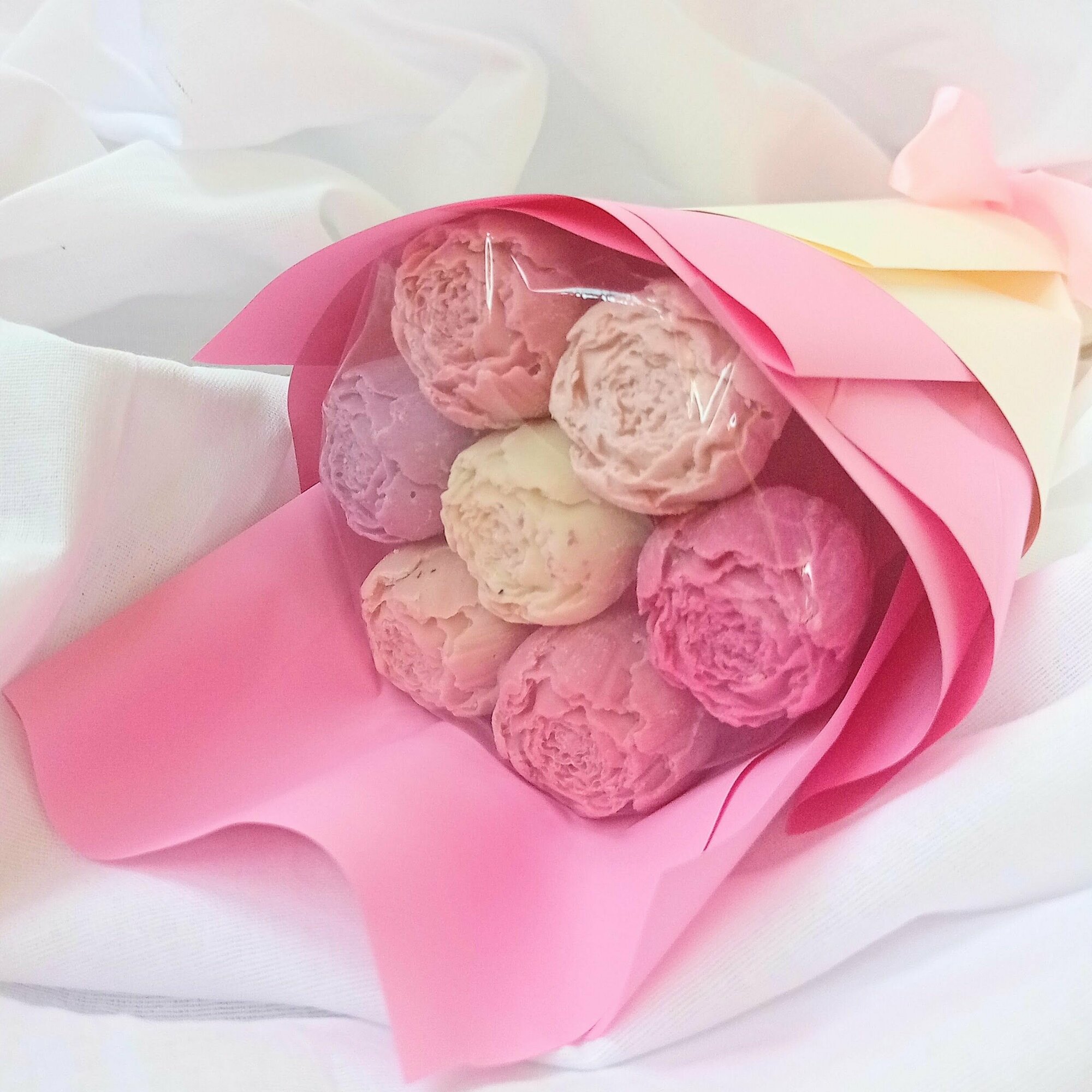 ТД НебыковА Сладкий букет из конфет шоколадные цветы пионы 7 шт 140 гр