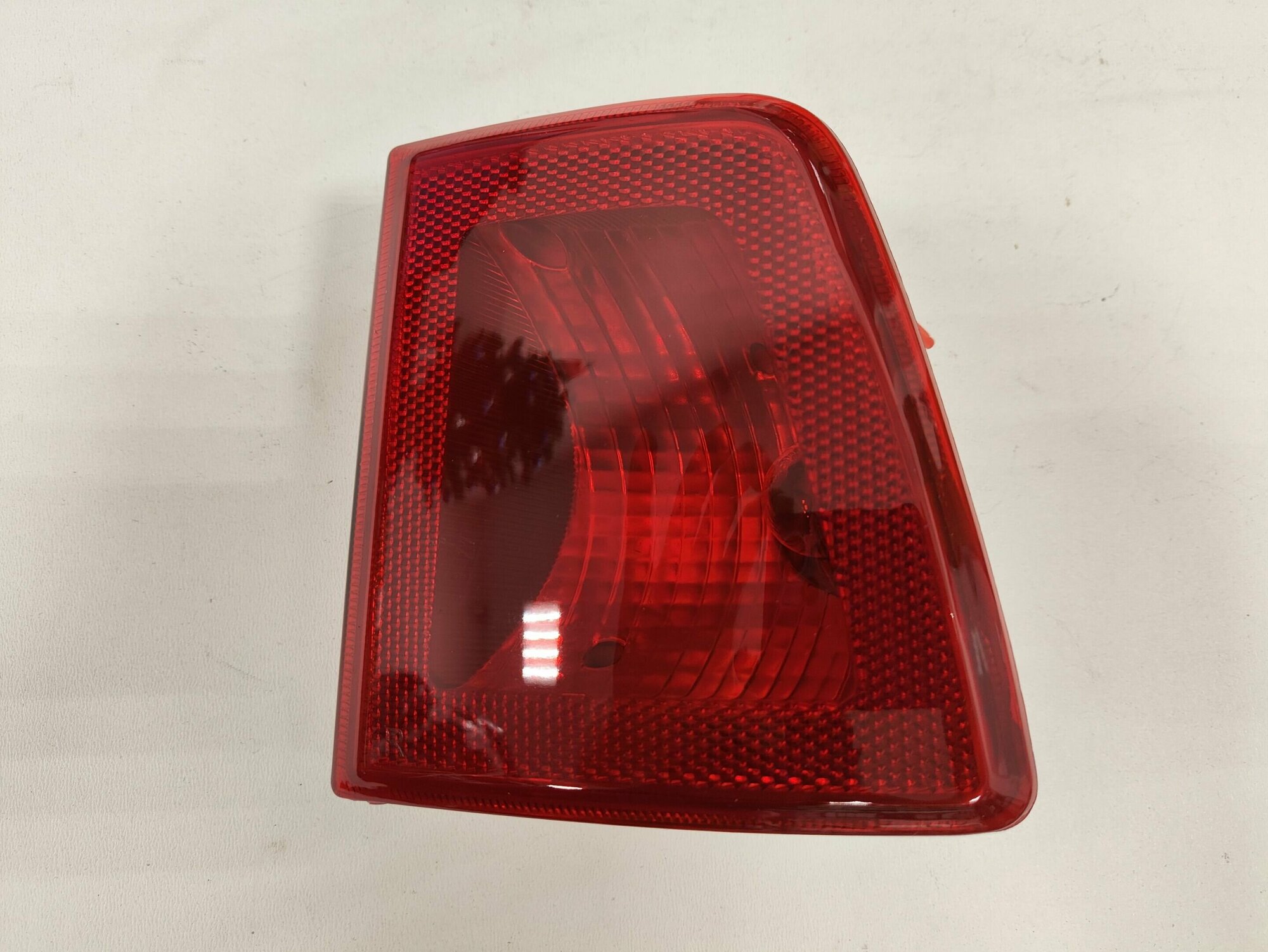 Фонарь противотуманный задний правый Chery Tiggo 3 [1.6 16V CVT внедорожник] T113732040CA