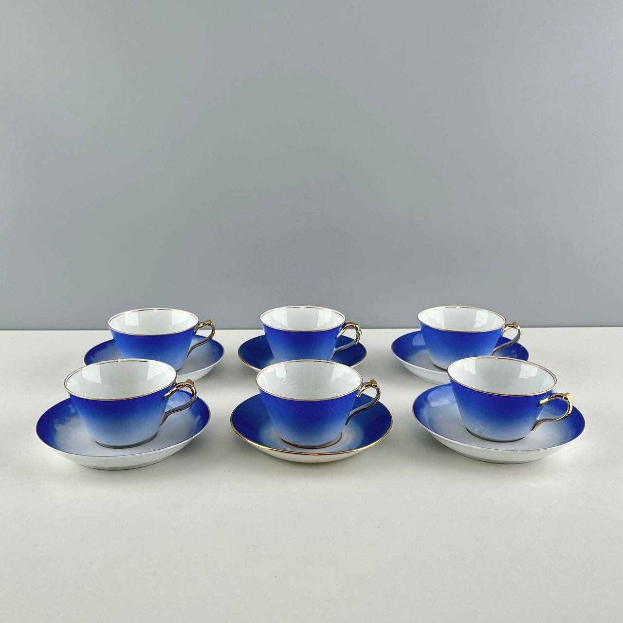 Старинный набор кофейных пар "Альянс". Костяной фарфор Bohemia, золочение. Чехословакия, 1930-е.