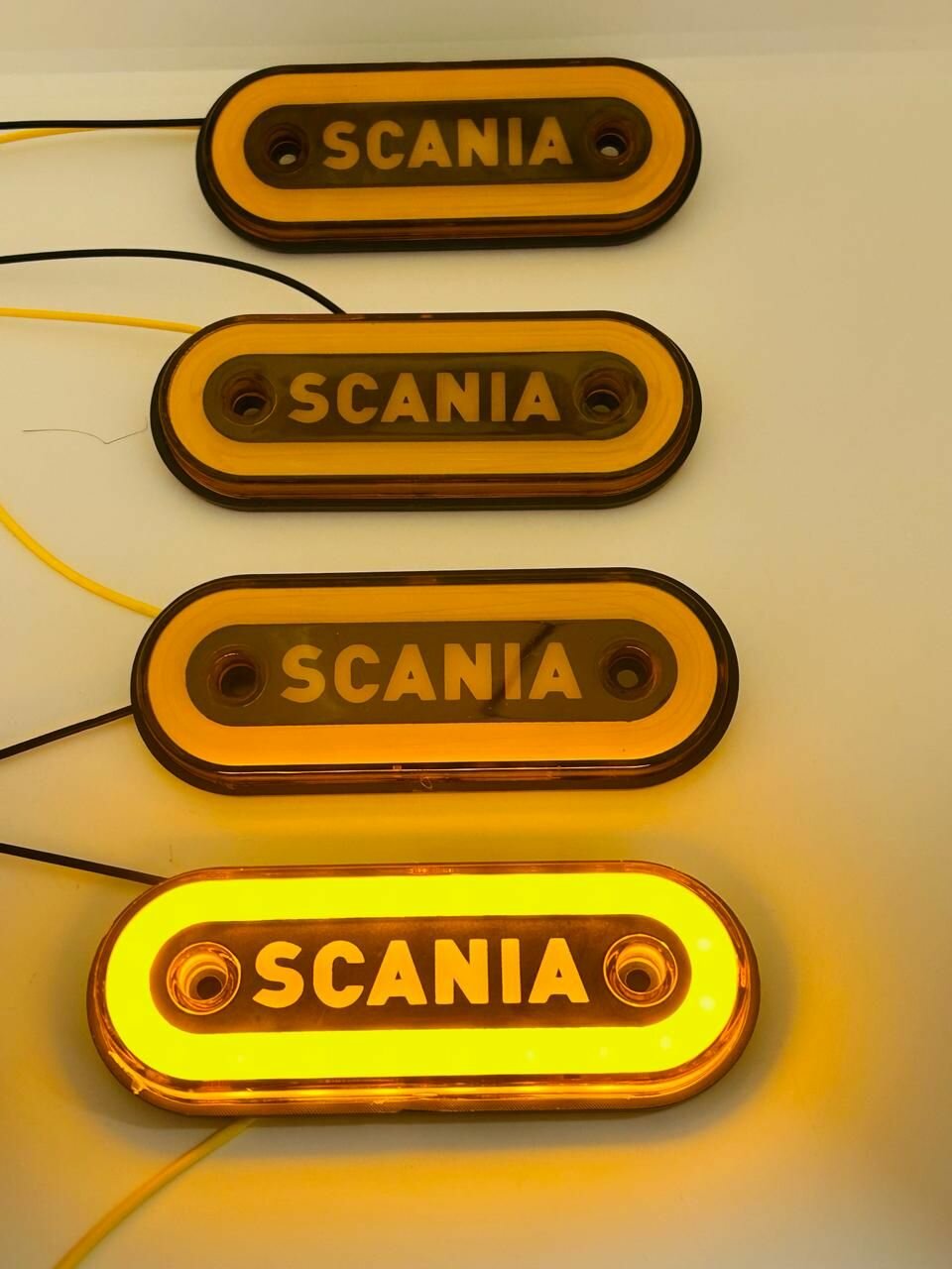 Указатель габаритов Scania (Скания) 24V MINI LED 4 шт