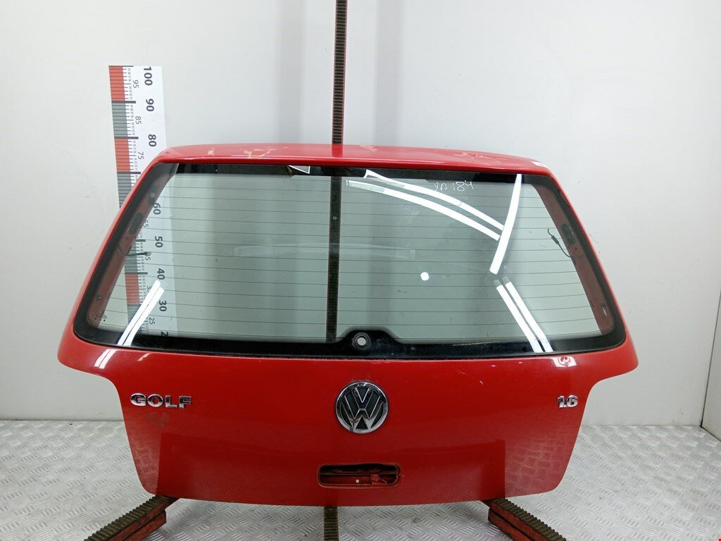 Крышка багажника (дверь багажника) Volkswagen Golf 4 1J6827025G арт. 2074145