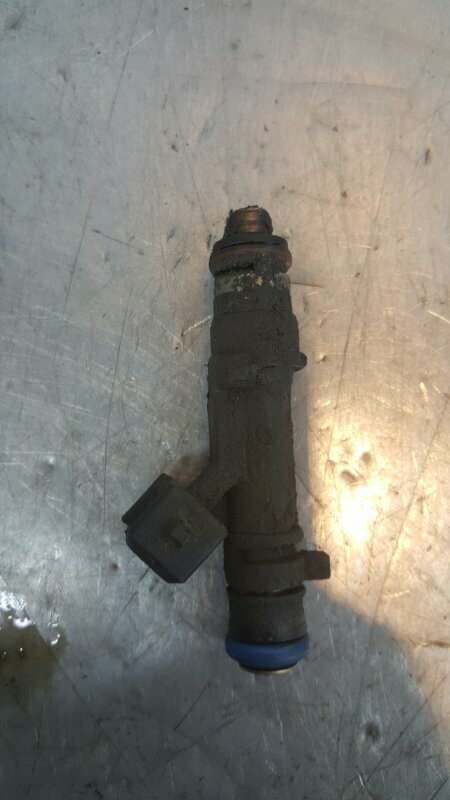 Форсунка инжекторная электрическая Renault Logan