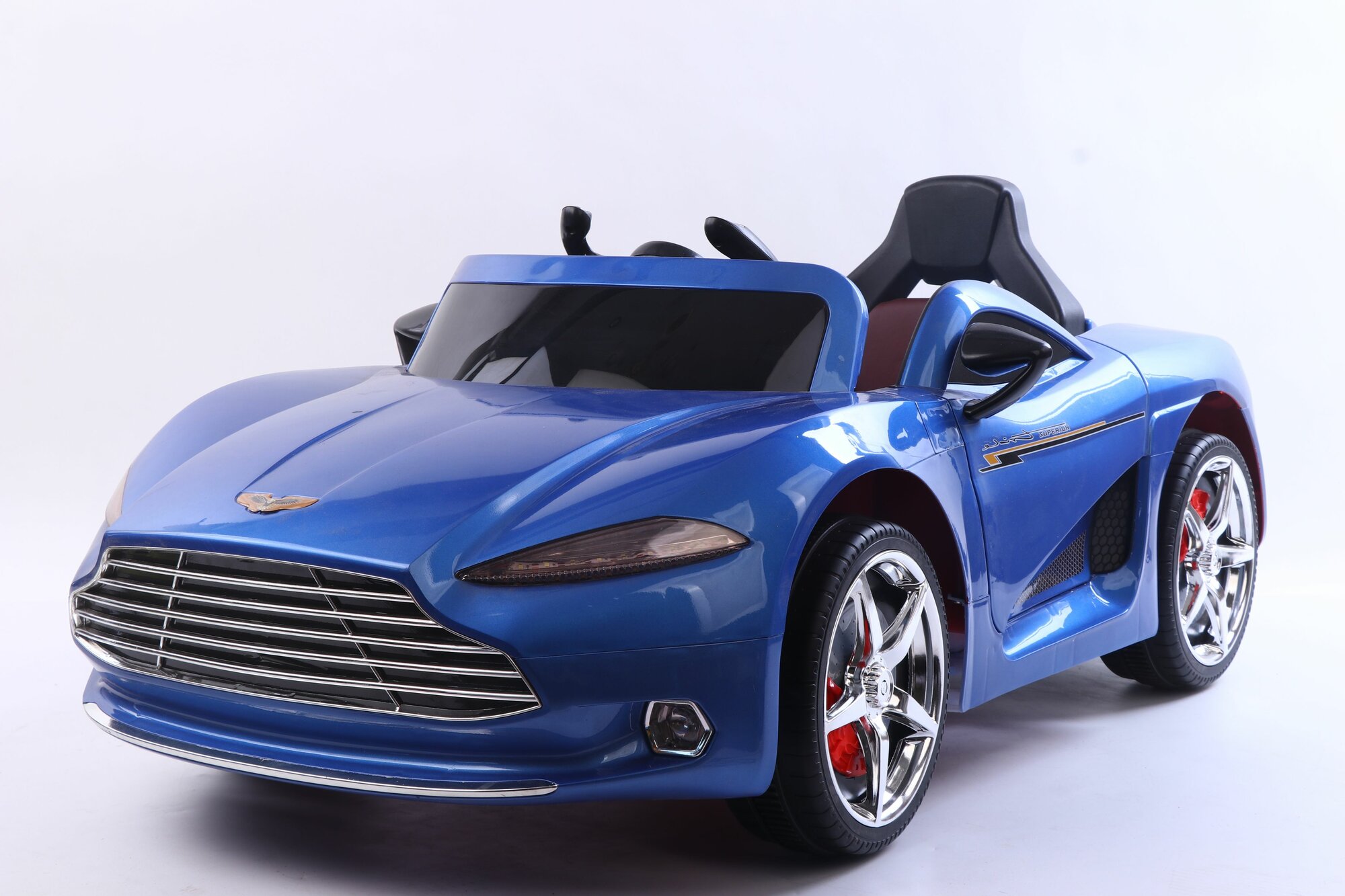 Автомобиль Toyland Aston Martin, 1 скорость, управление с пульта, синий