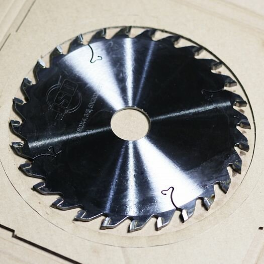 Подрезная коническая дисковая пила 180х4,7-5,9х45 z=36