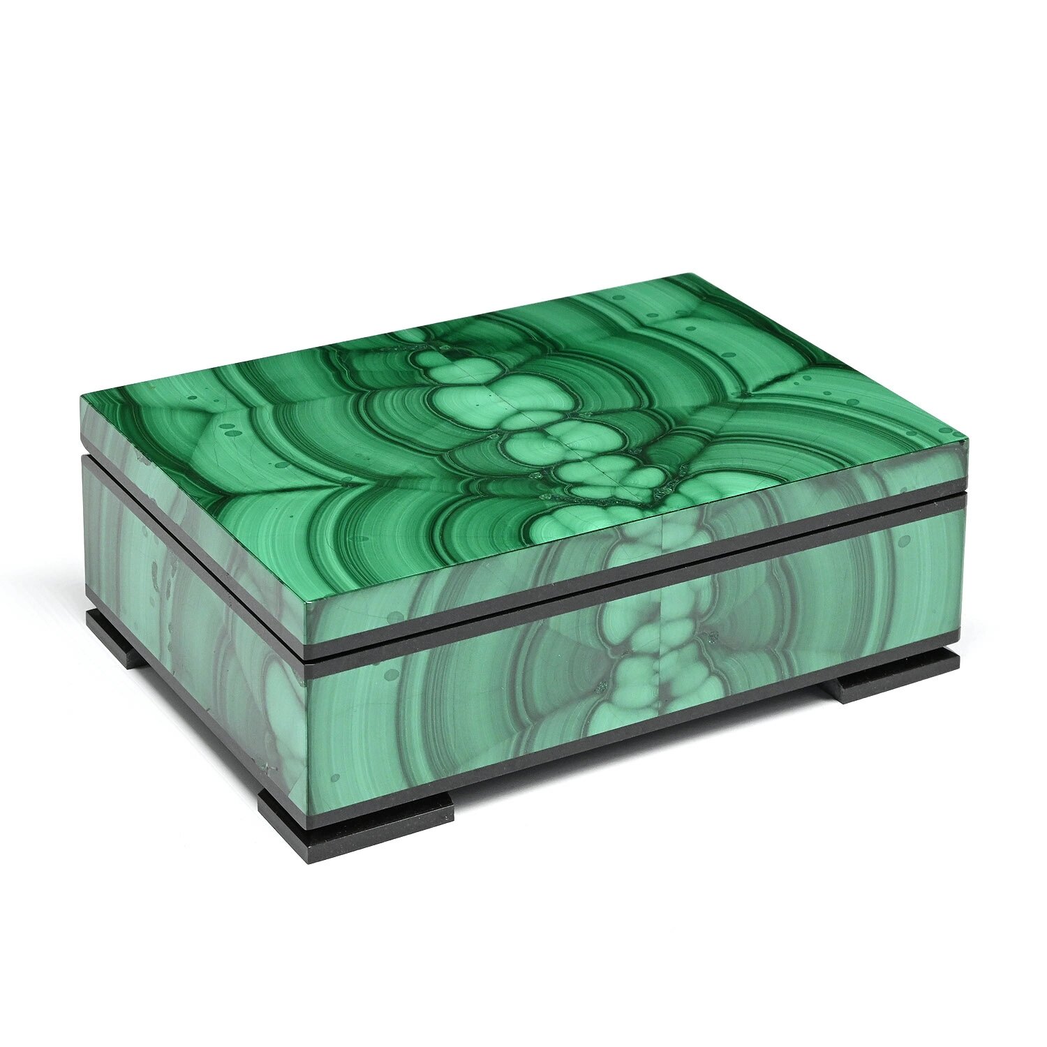 Шкатулка подарочная из малахита 140*90*50мм. .