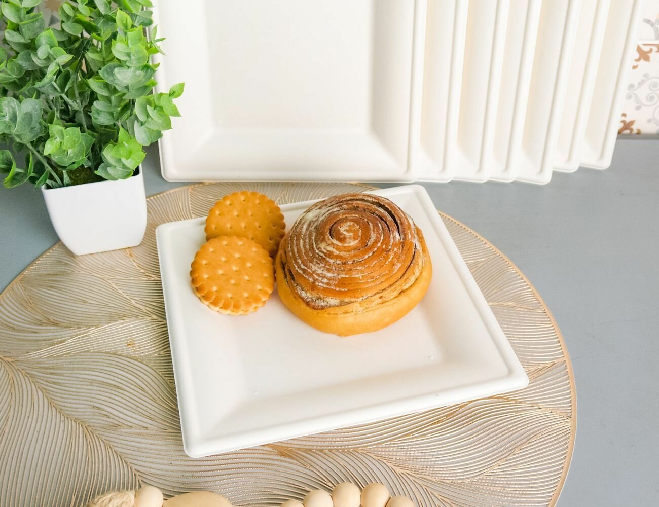 Набор одноразовых тарелок вэйд, биоразлагаемый материал багасса, 20 см, 8 шт, Koopman International RT4000110