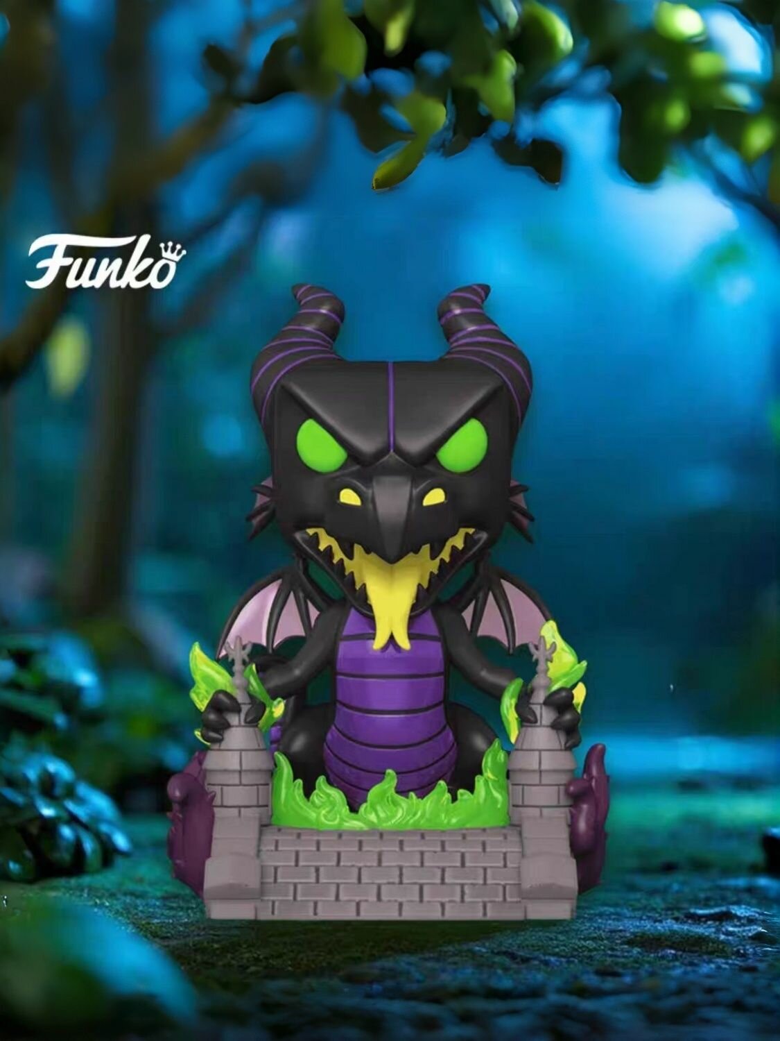 Фигурка Funko Pop Deluxe "Малефисента", интерактивная, пластик, 1 шт