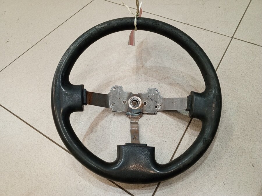 Рулевое колесо от Mazda Capella CG 1994-1997