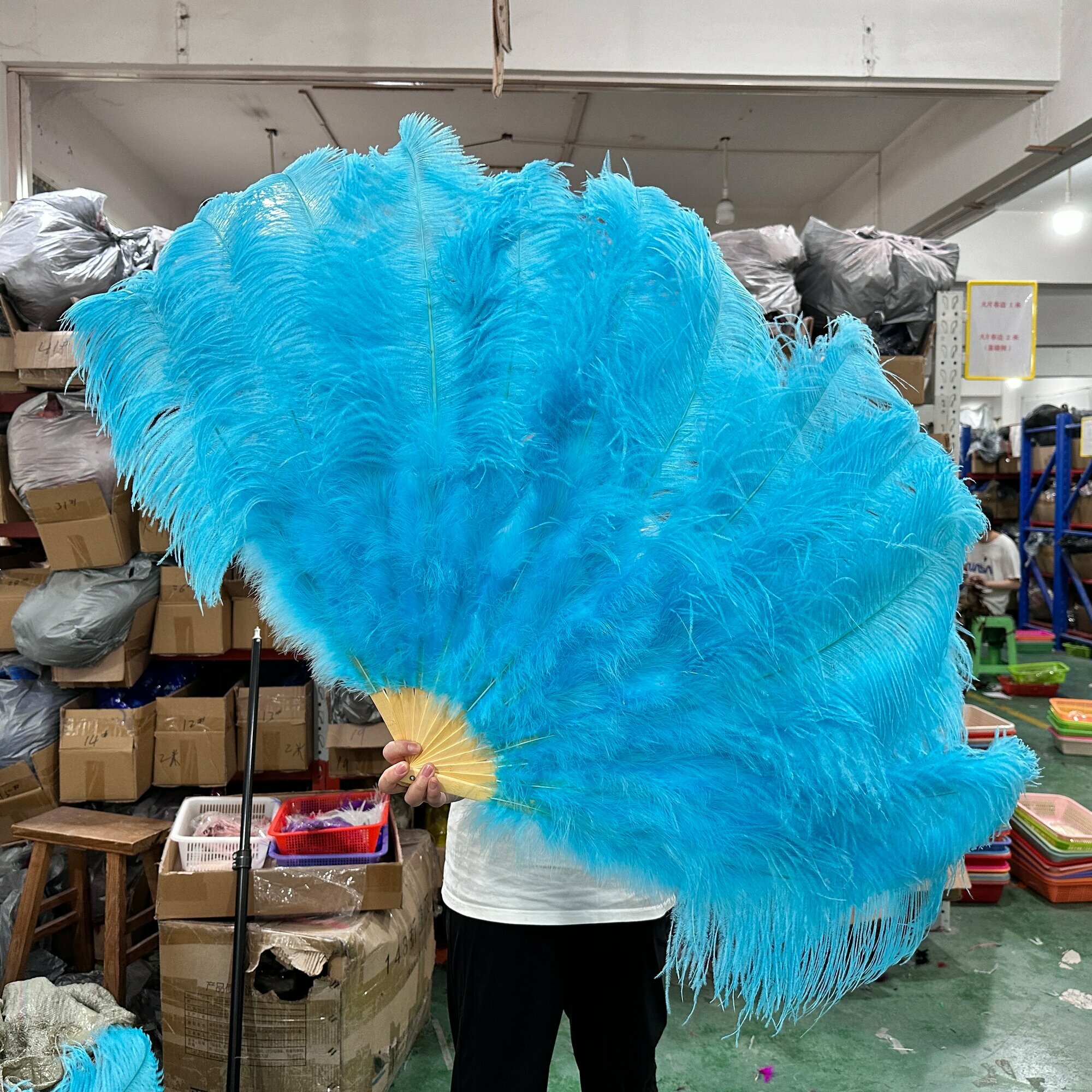 Складные розовые веера из страусиных перьев Синий, 28 Sky Blue, 100CM 1PCS Right