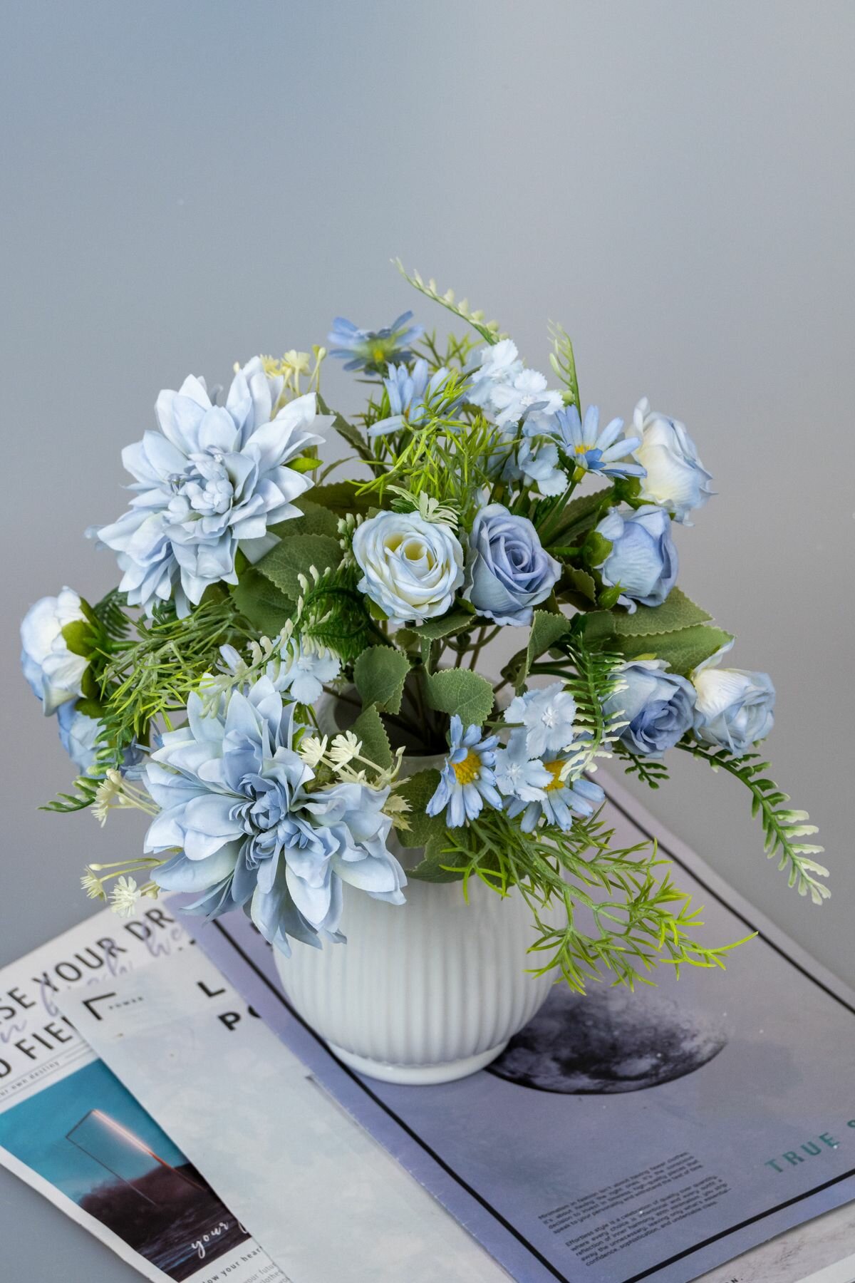 Искусственные цветы для декора на пасху мини букет роза ромашки и хризантема 2 букета голубые