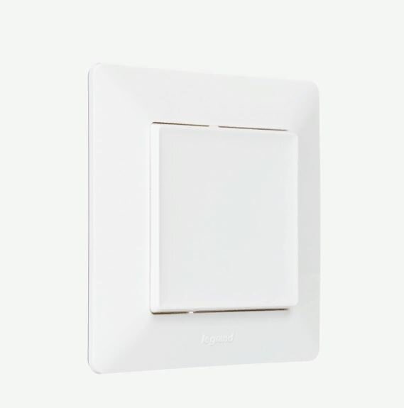 Кнопочный одноканальный радиовыключатель HiTE PRO LE-L1 с рамкой белый (HP-LE-L1-white)