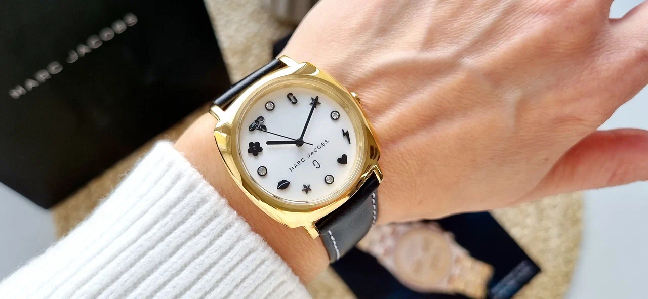 Наручные часы