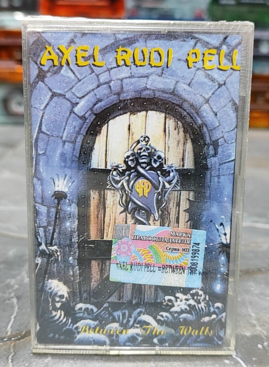 Axel Rudi Pell Between The Walls, 2004, (кассета, аудиокассета) (МС), .