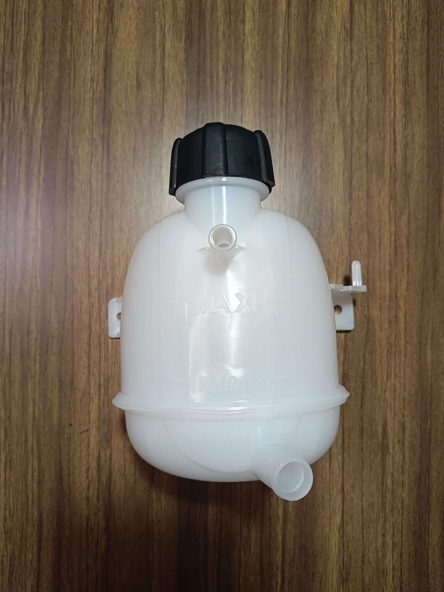 Бачок расширительный с крышкой для Renault Logan, Duster, Clio, Sandero, Kangoo, Lada Largus Рено Логан Дастер Клио Сандеро Лада Ларгус