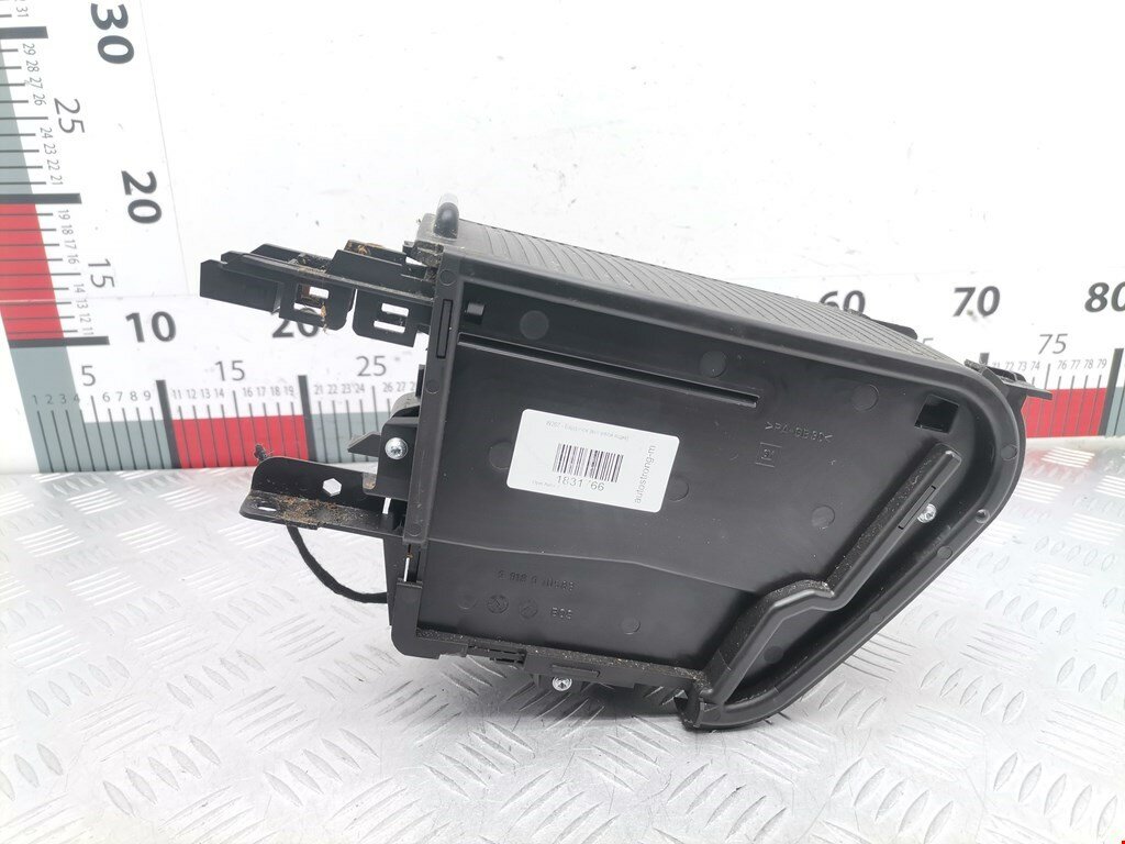 Бардачок (вещевой ящик) Opel Astra J 13268467 арт. 1831766