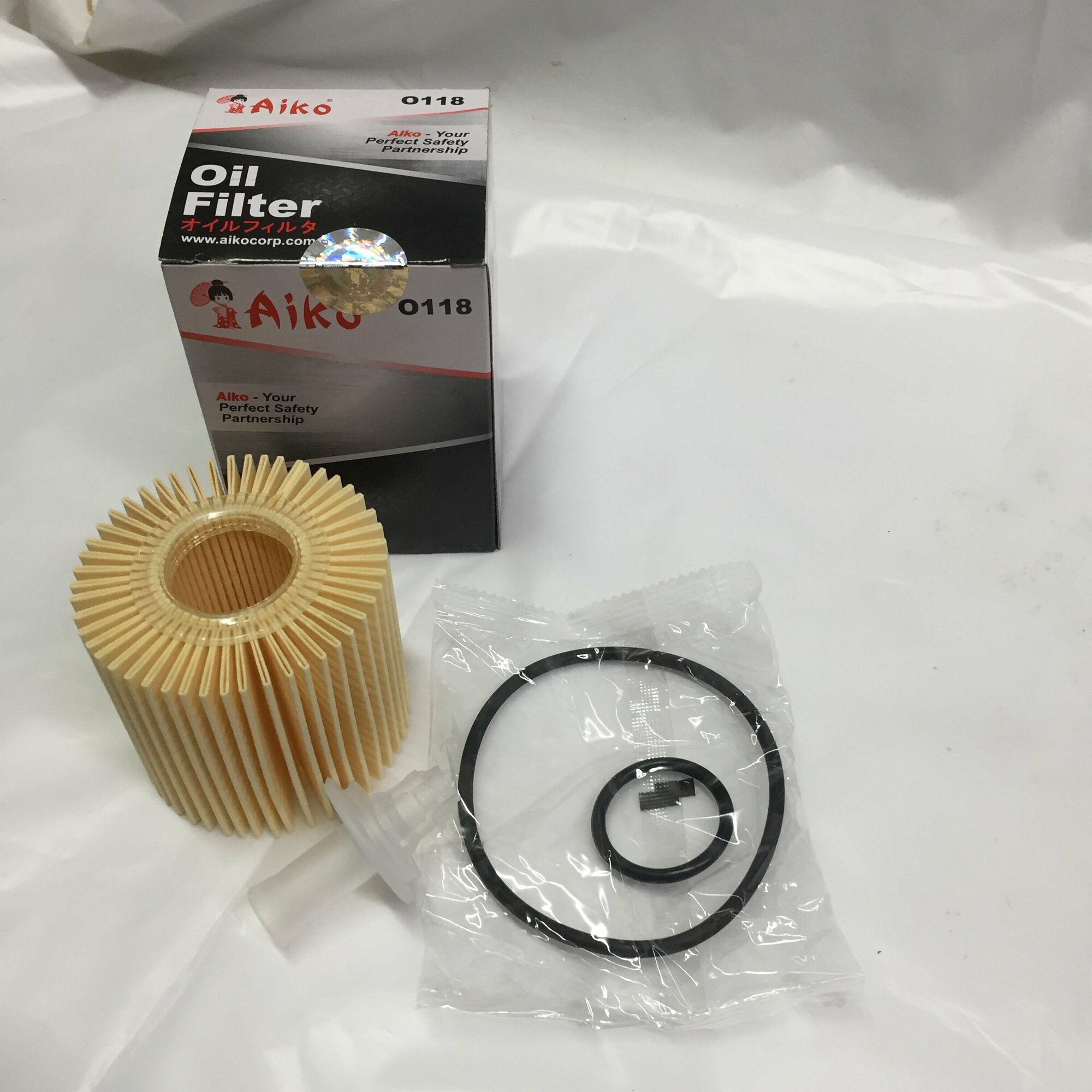 Масл фильтр картридж AIKO O118 CAMRY RAV4 06- (3.5L), AVALON 05 RX300 RX330 RX350 03 OEM 0415231090