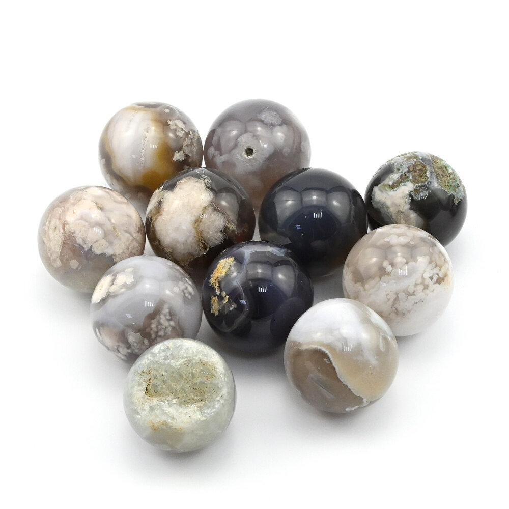 Шарик из агата, диаметр 25-26мм .