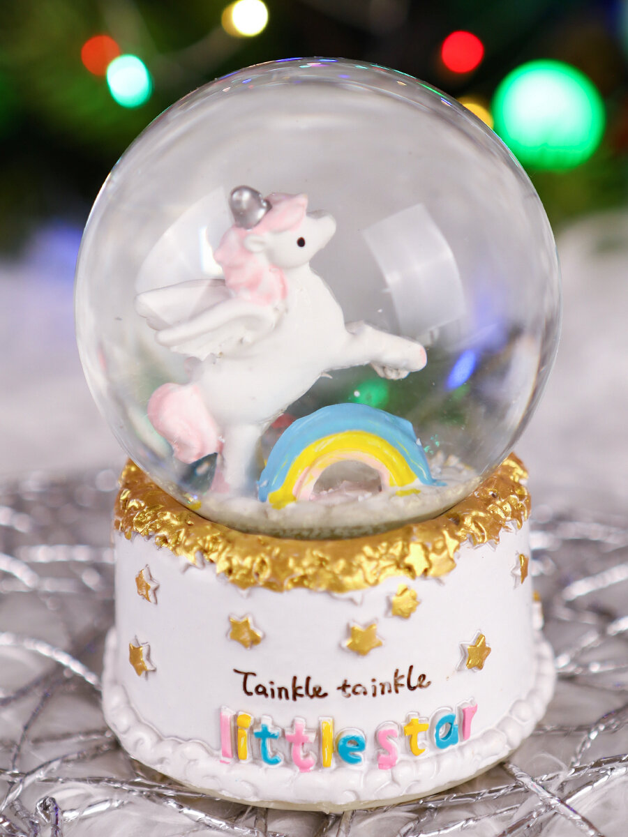 Снежный шар MILAND Волшебный Единорог, музыкальный, диаметр 8 см