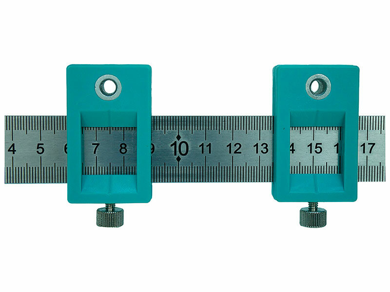 Линейка многофункциональная копировальная Sturm! 2040-02-5 (4 глазка)